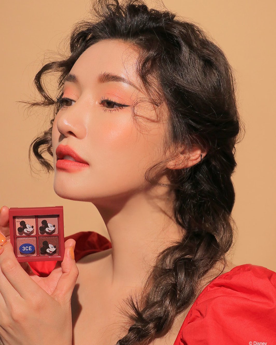 3CE「重量级新品」隆重登场！经典蓝复古包装、迪士尼联名，阵容来势汹汹！