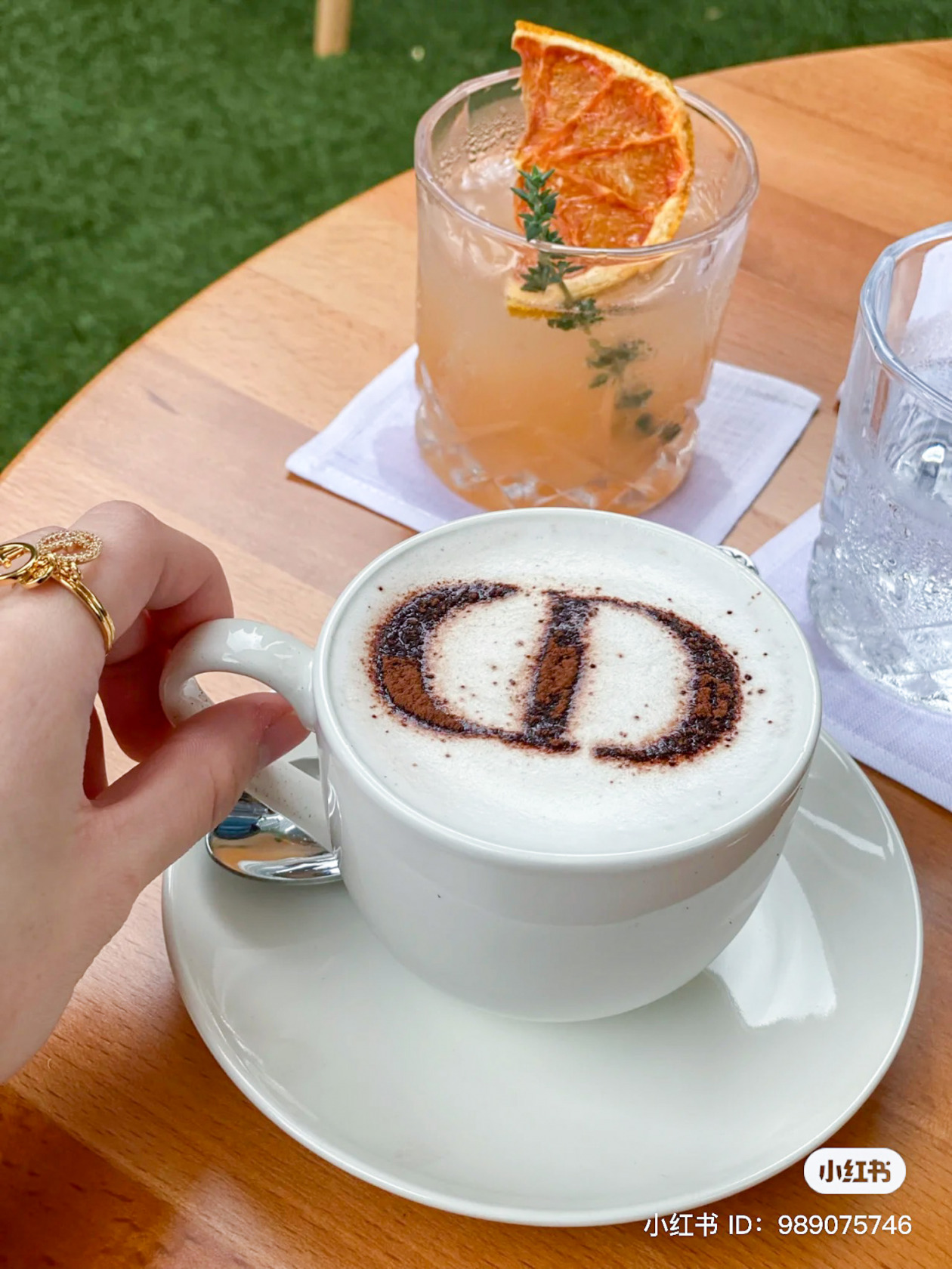 在Dior的后花园喝下午茶！全马首家「Dior Café」正式开幕，快闪五天女孩们赶快预约！