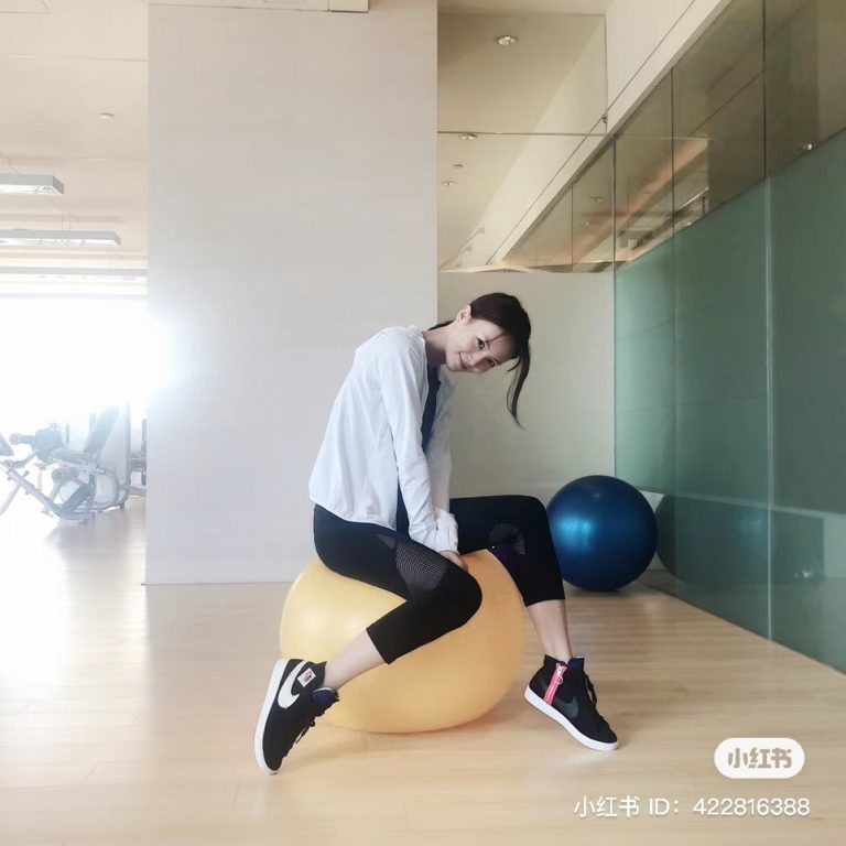 《孤注一掷》美女荷官「金晨减肥法」！2个月瘦10kg、练出冰块腹肌的7大秘诀，排毒果汁食谱必学！