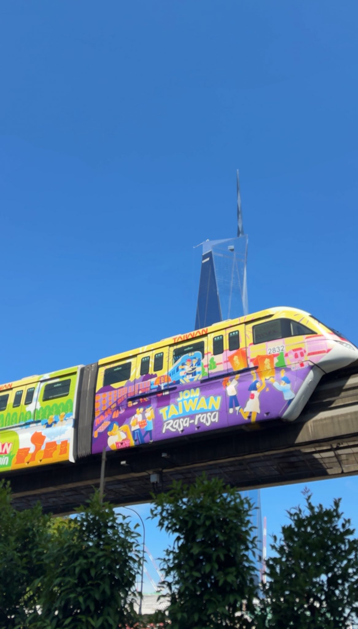 玩心理测验赢台湾往返机票！「Jom Taiwan：Ride the Adventure」正式启航，一起打卡多巴胺Monorail车厢！